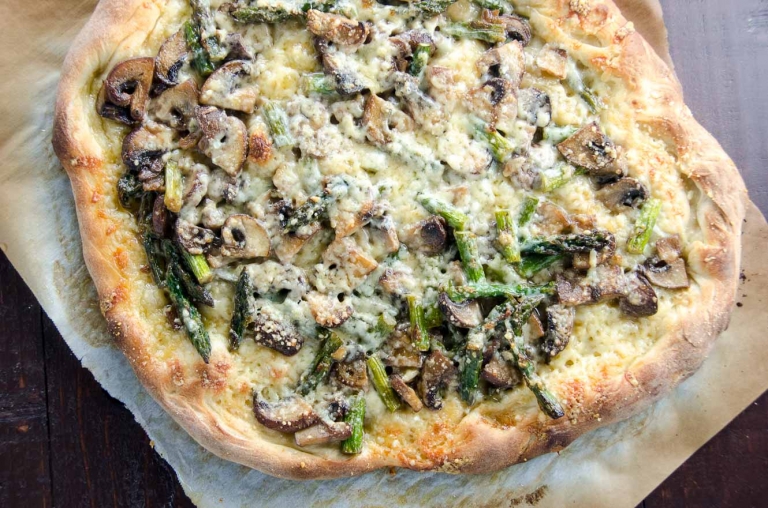 Spring vegetable pizza to grow on | Umami Girl