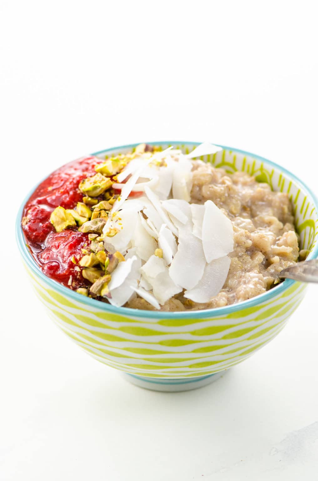 Creamy Vegan Oatmeal Recipe with Oat Milk - Umami Girl