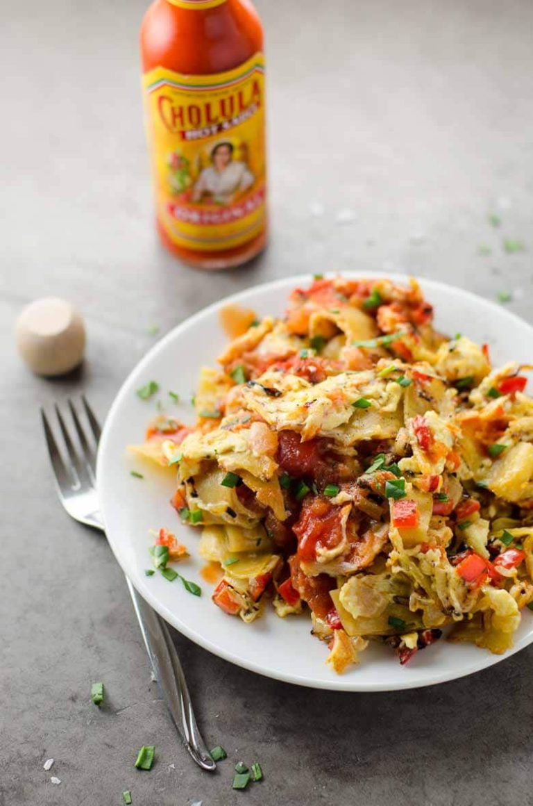Migas Breakfast (Tex-Mex Scrambled Eggs and Tortillas) - Umami Girl
