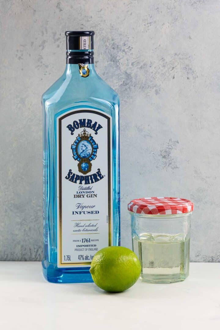 Gin Gimlet: A Classic Cocktail Recipe - Umami Girl