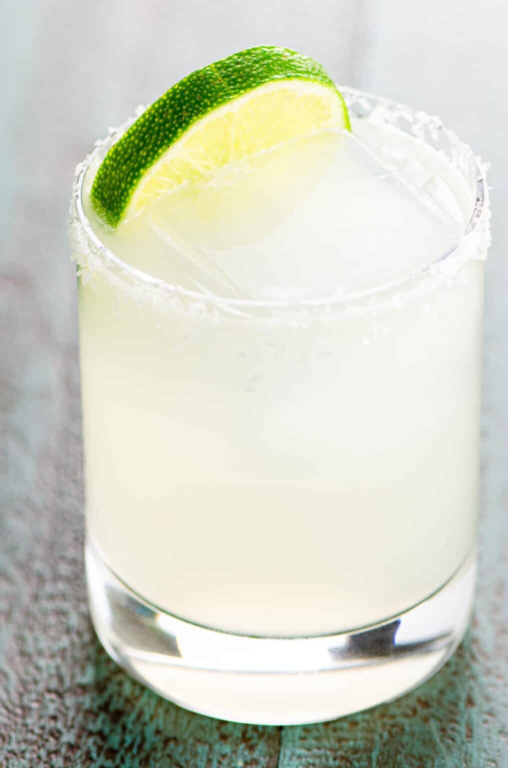 How to Make a Margarita on the Rocks - Umami Girl