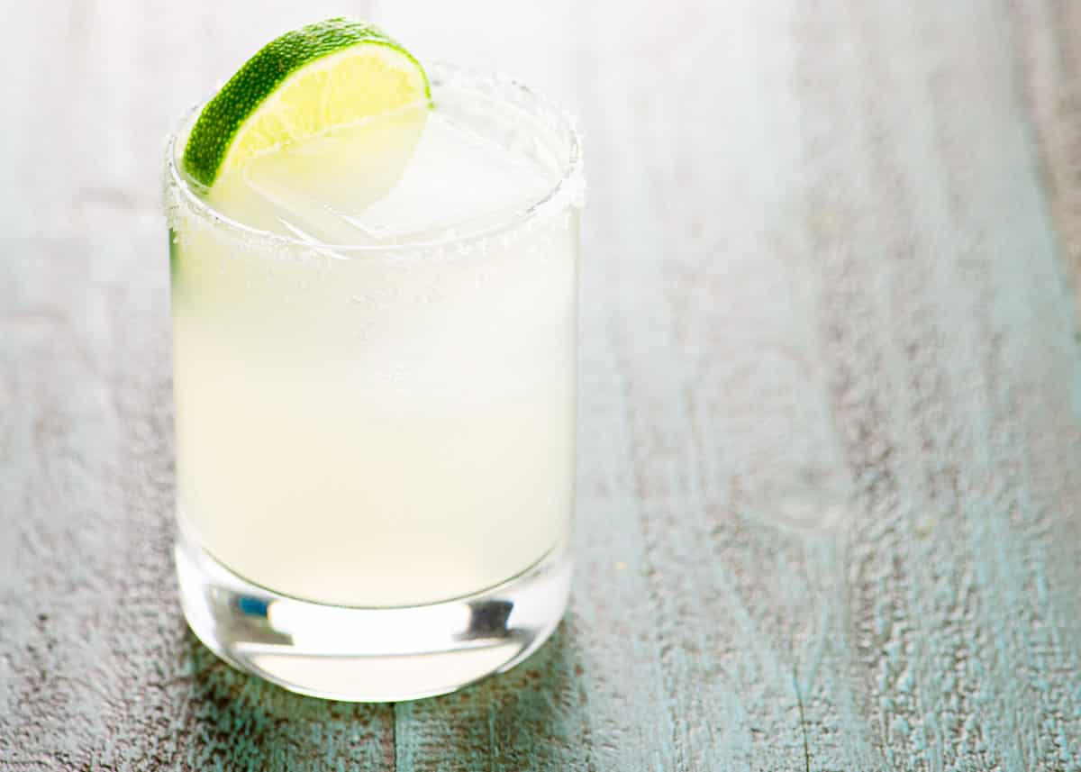 How to Make a Margarita on the Rocks - Umami Girl