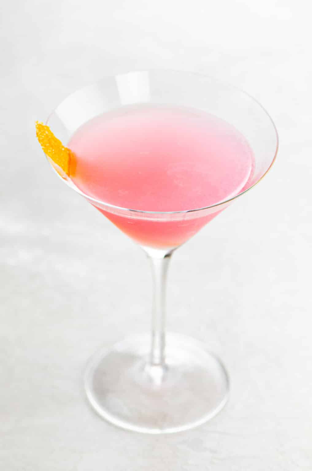 Pink Cosmo (How to Make a Great Cosmopolitan Cocktail) - Umami Girl
