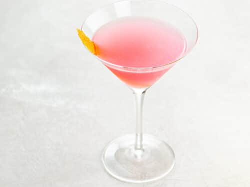 Pink Cosmo (How to Make a Great Cosmopolitan Cocktail) - Umami Girl