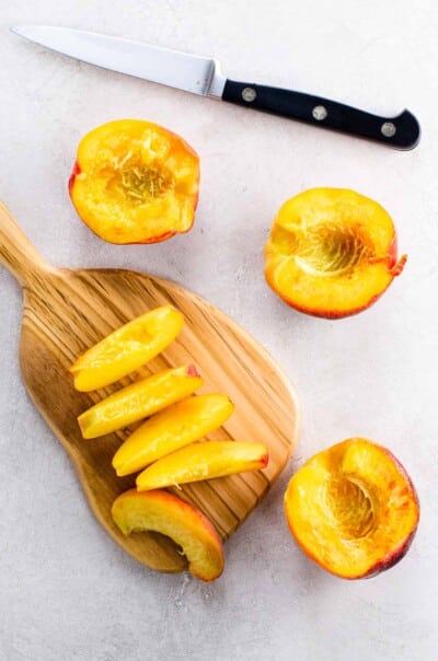How to Cut a Peach For Any Recipe (With Video) - Umami Girl