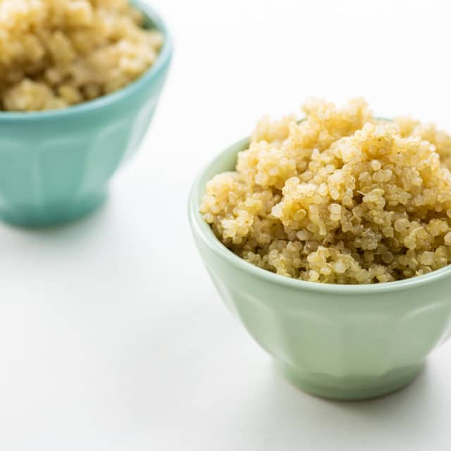 How to Cook Quinoa Perfectly (Instant Pot or Stovetop) - Umami Girl