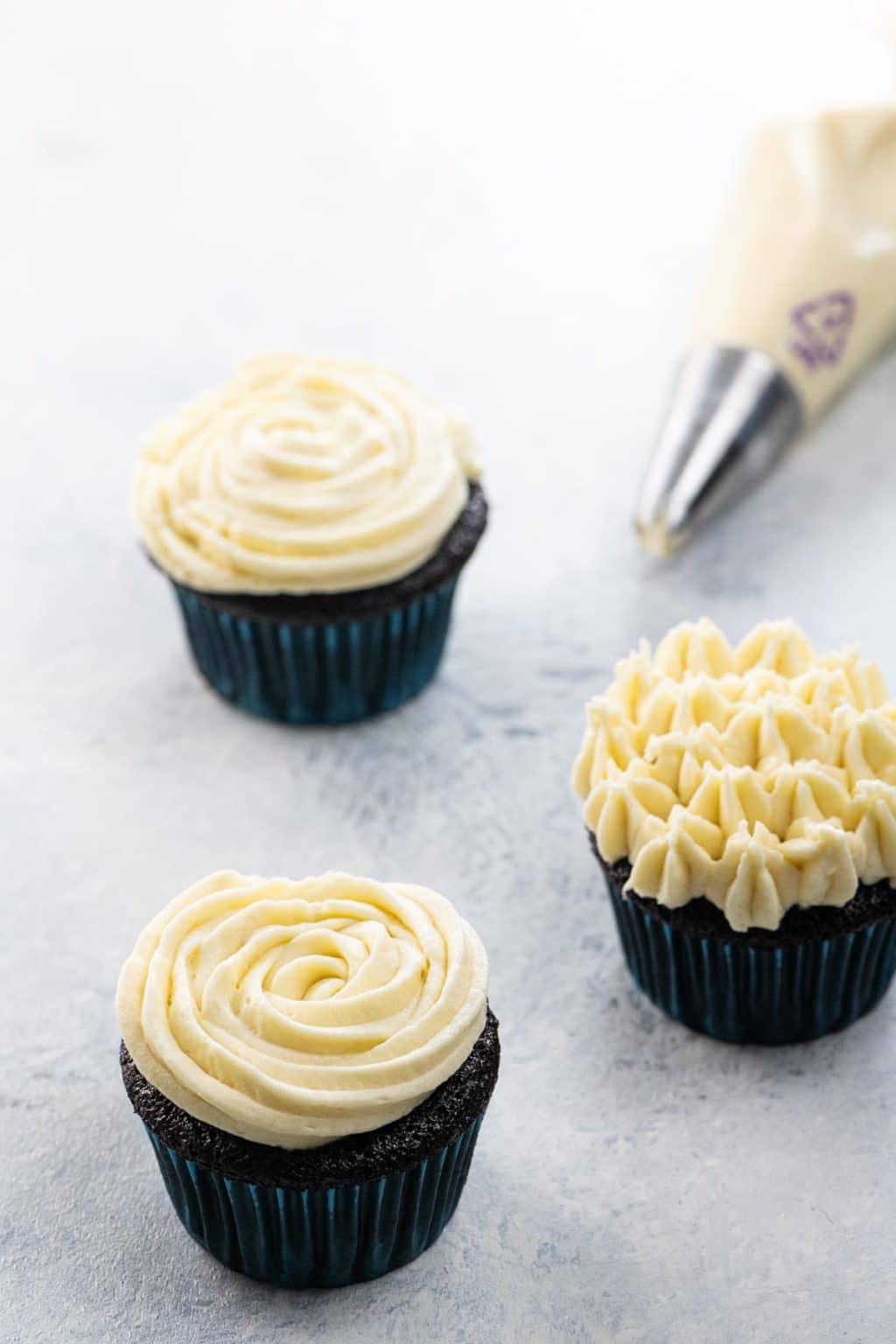 Stable Whipped Cream Cheese Frosting for Piping - Umami Girl