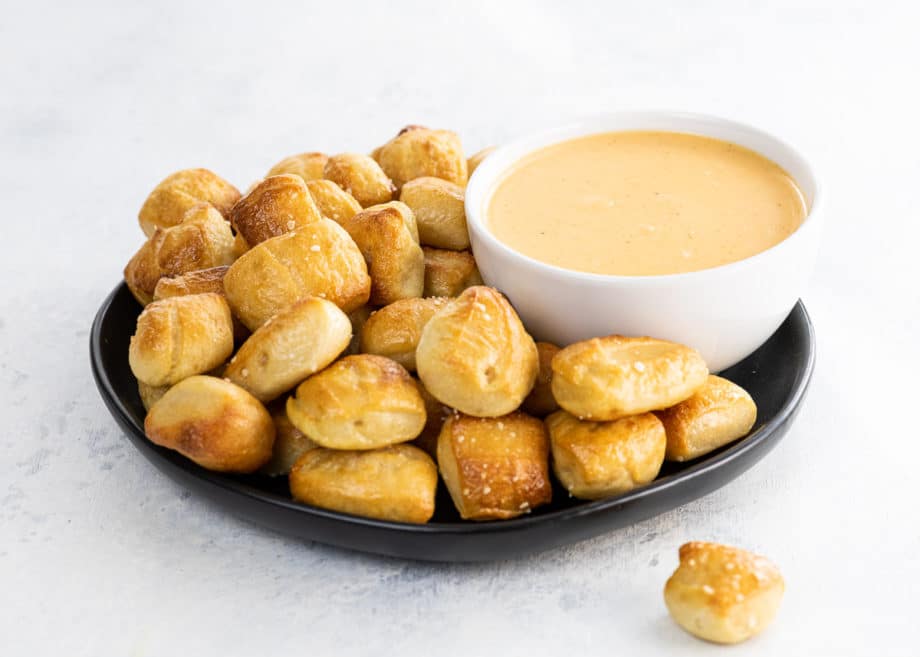 Pretzel Cheese Dip - Umami Girl