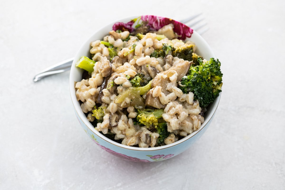 Vegan Farro Recipe with Broccoli and Shiitakes - Umami Girl