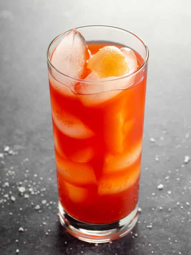 Red Rooster Frozen Vodka Cocktail (Vodka Slush) - Umami Girl