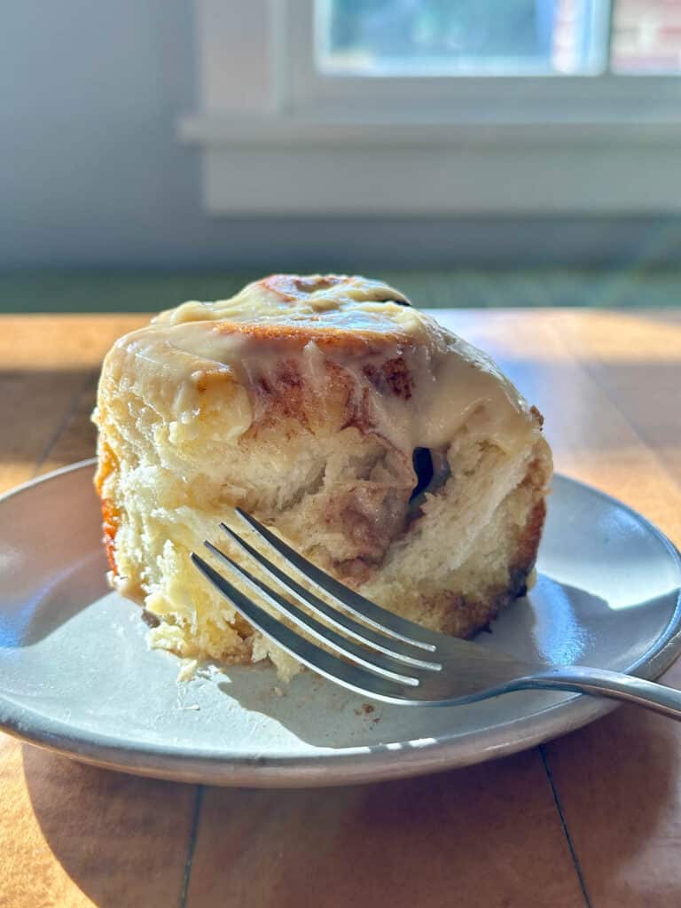 Tangzhong Cinnamon Rolls - Umami Girl